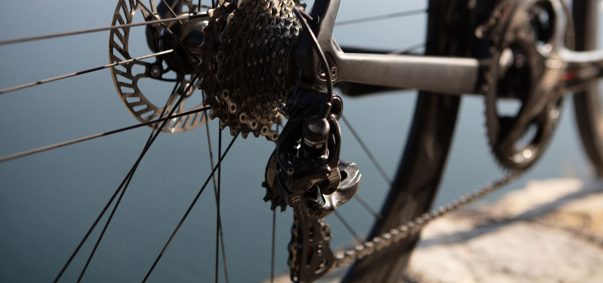 Super Record Wireless rear derailleur | Campagnolo