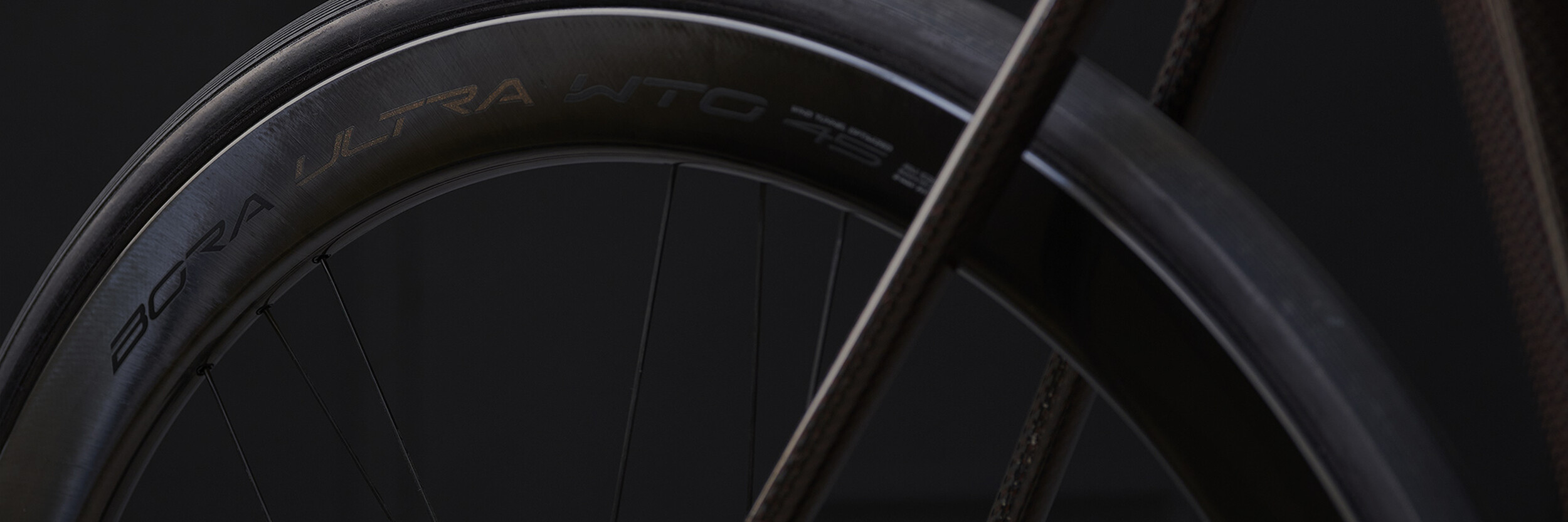 Medium profile wheels for racing bicycles | Campagnolo